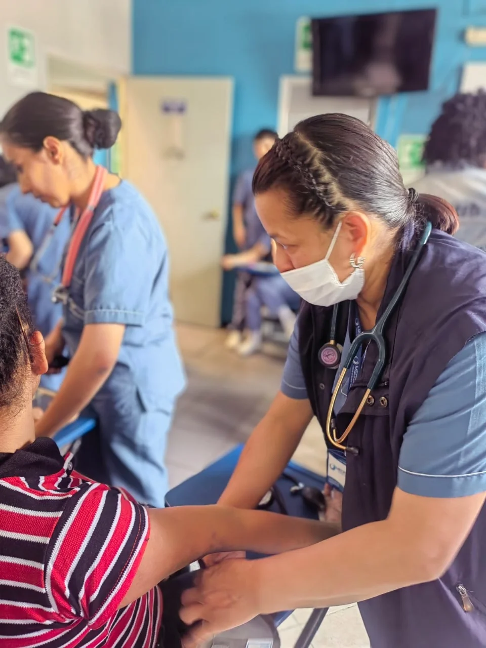 6 funciones de un auxiliar en enfermería | Medised